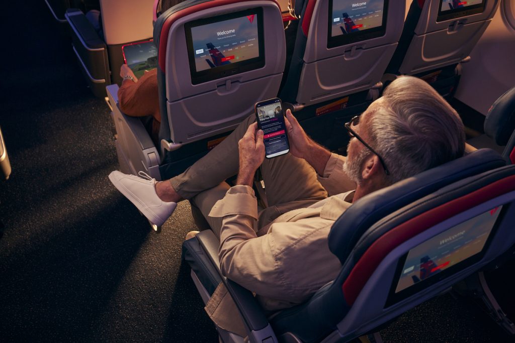 Airlines Dole Out Free Wi-Fi in Exchange For Your Loyalty