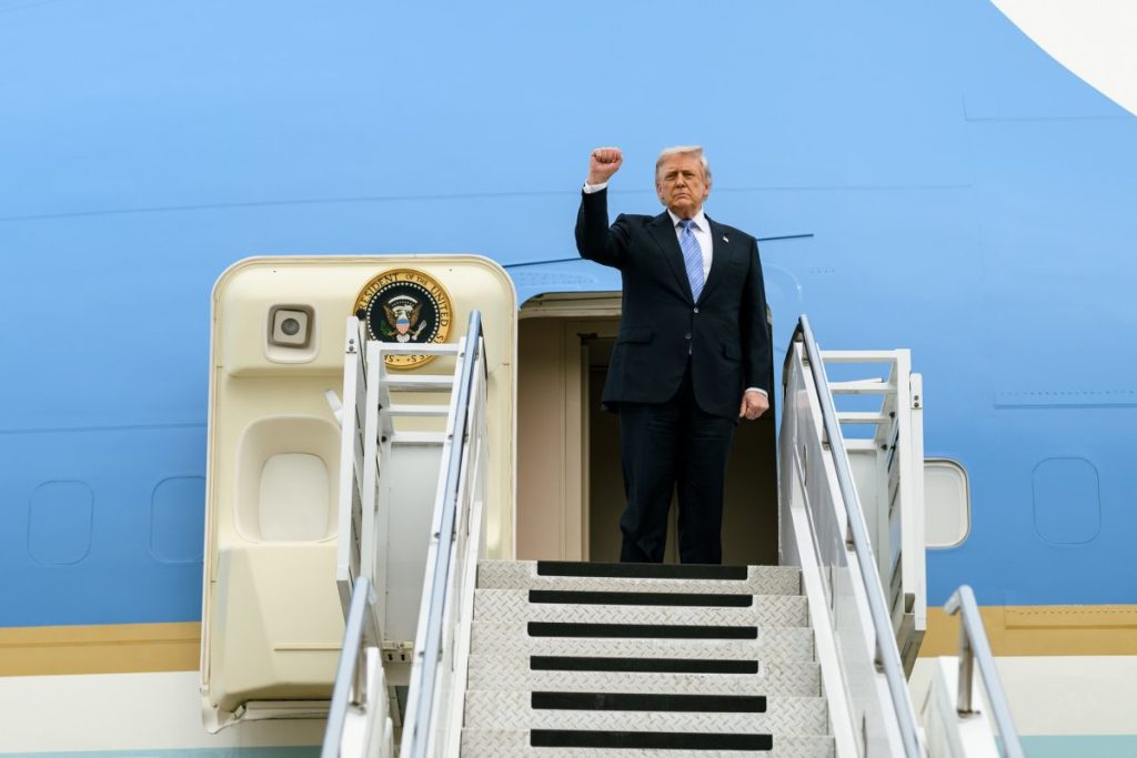 Ryanair CEO Ties Fuel Outlook to Trump's Midterm Math